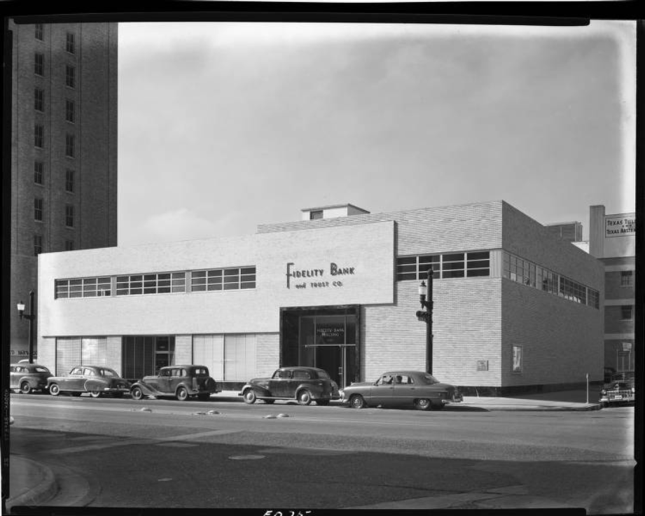 Fidelity Bank and Trust Co., April 1951 - A Curious Histonian