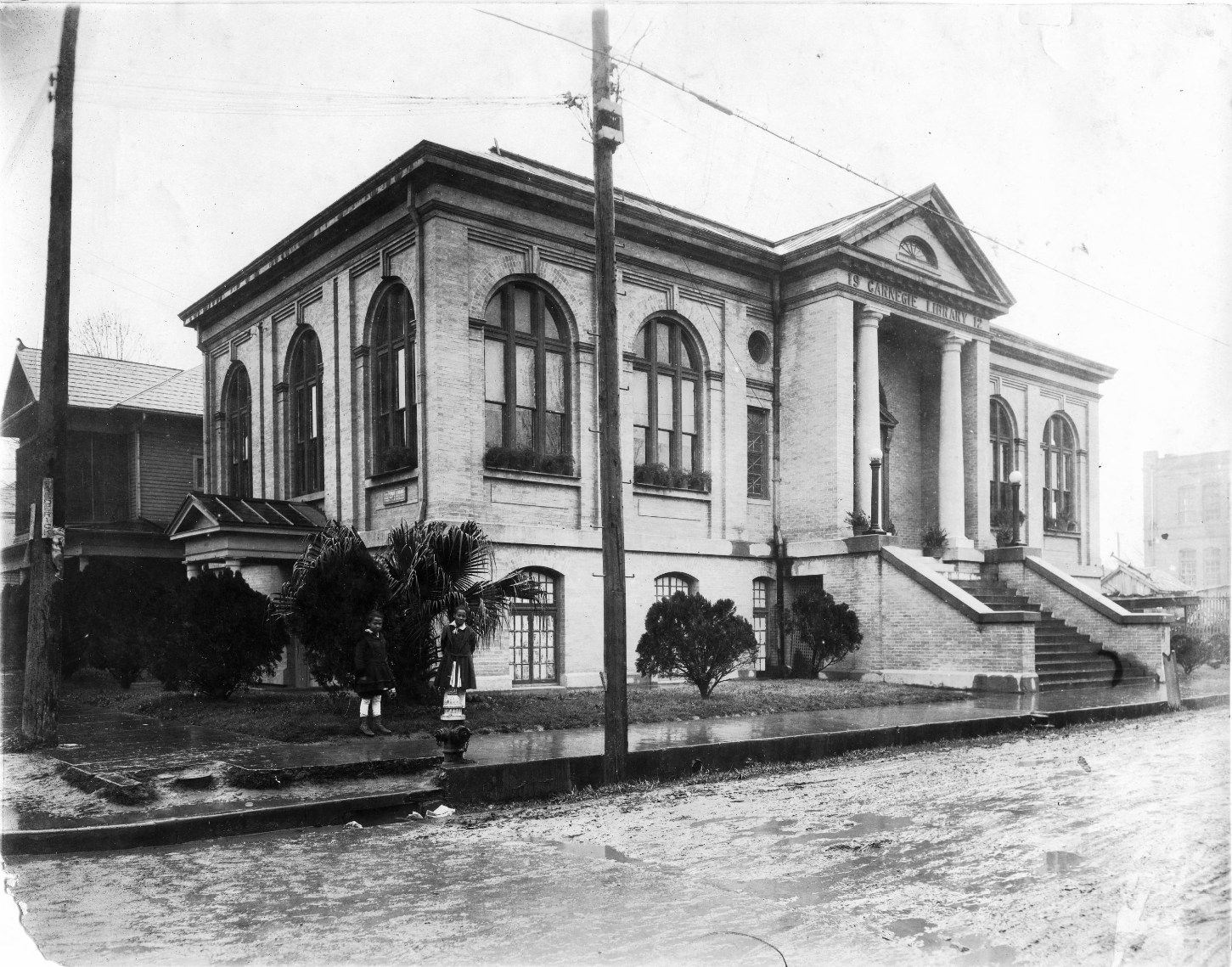 The Colored Carnegie Library - A Curious Histonian