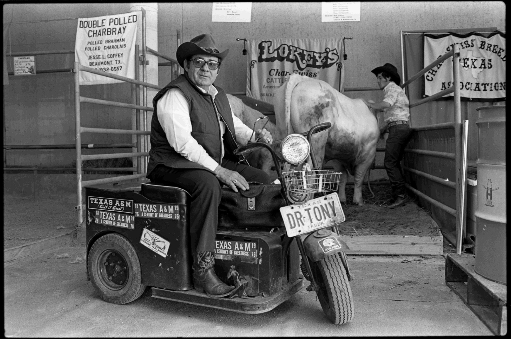 Dr. Tony: Houston's veterinarian - A Curious Histonian